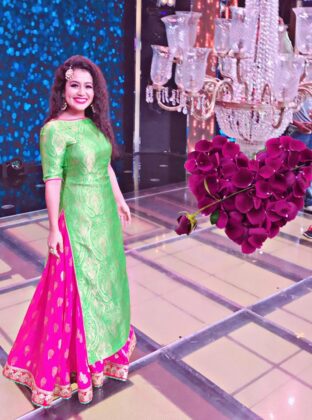 Neha Kakkar Cute HD Wallpapers, Neha Kakkar Photos & Images